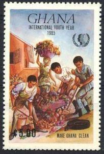 Stamp: Street clean-up (Ghana(International Youth Year) Mi:GH 1097,Sn ...