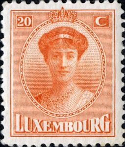 Sello: Grand Duchess Charlotte facing Forward (20c deep orange ...