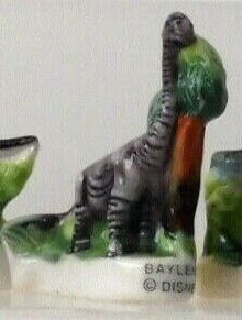 Meal Toy: Baylene (Fèves, France(Dinosaures - Disney) Col:ARG-2001-0059 🧸