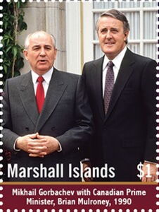 Марка: Mikhail Gorbachev with Canadian PM, Brian Mulroney, 1990 (Маршалловы острова(In Memoriam ...