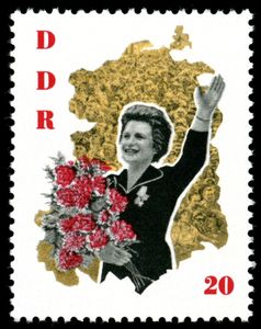 Stamp: Tereshkova at rally (Germany, Democratic Republic (DDR)(Cosmonauts) Mi:DD 994,Sn:DD 674 ...