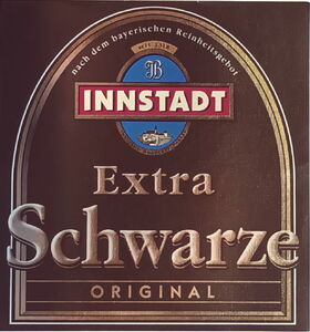 Drink Label: Innstadt Extra Schwarze (Innstadt Brauerei, Passau ...