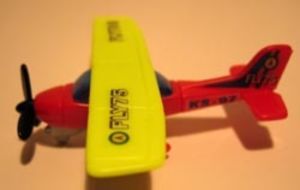 Meal Toy: Plane: Fly 750 (Kinder Surprise, Worldwide(Kinder - Airplanes ...