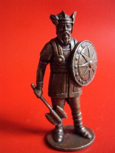 Meal Toy: Viking Warrior (9th Century) / bronze (Kinder Surprise, Italy ...
