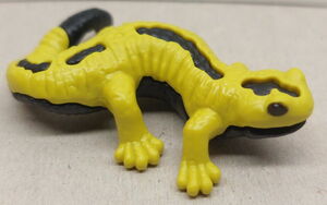 Meal Toy: Salamander (Kinder Surprise, Europe(Kinder - Natoons 23/24 ...