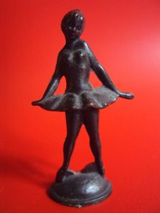 Meal Toy: Ballet Dancer 2 / bronze (Kinder Surprise, Italy(Kinder ...