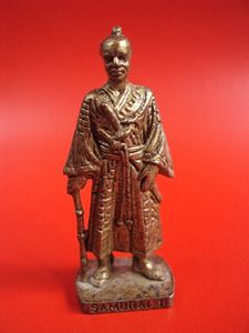 Meal Toy: Samurai 1 / brass (Kinder Surprise, Italy(Kinder - Samurai ...
