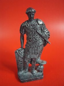 Meal Toy: Roman 3 / iron (Kinder Surprise, Italy(Kinder - Romans) Col ...
