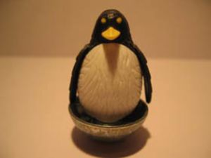 Meal Toy: Penguin rocking (Kinder Surprise, Europe(Kinder - Penguin ...