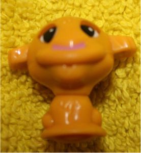 Meal Toy: Lion (Kinder Surprise, Europe(Joy - Animals overturned) Col:NV026