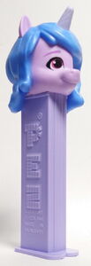 Meal Toy: Izzy Moonbow (Candy, Europe(PEZ - My Little Pony) Col:PEZ ...