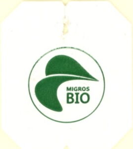 Tea Label: Hagebutten, Cynorrhodon, Rosa Canina (Migros Bio, Switzerland(White labels) Col:TL-CH ...