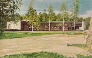 Tarjeta Postal: Razliv. The Hut in which V. I. Lenin lived in Razliv ...