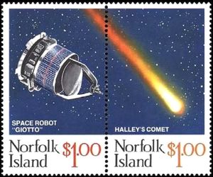 Stamp: Giotto Space Probe and Comet Se-tenant Pair (Norfolk Island ...