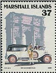 Stamp: 1927 Alfa Romeo RLSS (Marshall Islands(Classic Cars) Mi:MH 1727 ...
