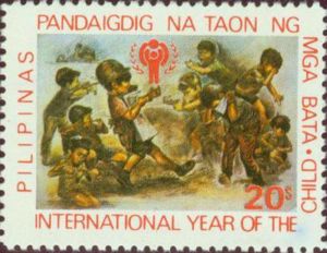 切手: Children playing and IYC emblem - Painting by Rod Dayao (フィリピン ...