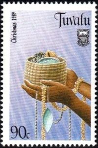 Stamp: Shell jewelry (Tuvalu(Christmas 1989) Mi:TV 553,Sn:TV 532,Yt:TV ...
