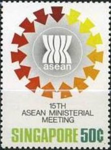 Stamp: ASEAN logo (Singapore(15th Anniversary of Association of A.S.E.A.N.) Mi:SG 398,Sn:SG 392 ...