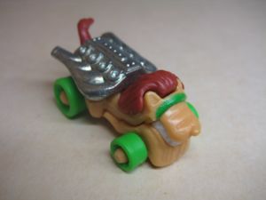 Meal Toy: Racing lion on wheel (Kinder Surprise, Worldwide) (Kinder ...