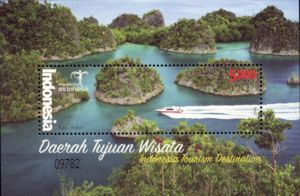 Stamp: Raja Ampat (Indonesia(Tourism) Mi:ID BL322,Yt:ID BF312,Sg:ID MS3698