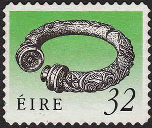 Stamp: Broighter Collar (1st Cent BC) - self adhesive small perfs ...