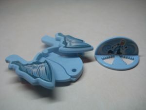 Meal Toy: Light blue Launcher (Kinder Surprise, Europe(Kinder - Game ...