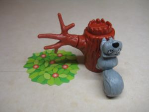 Meal Toy: Squirrel (Kinder Surprise, Europe(Kinder - Trees and animals ...