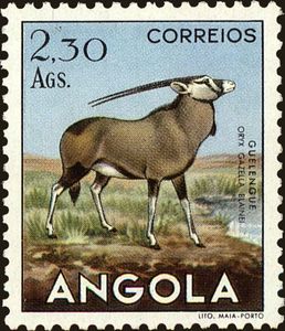 Stamp: Gemsbok (Oryx gazella) (Angola(African Wildlife) Mi:AO 377,Sn:AO ...