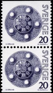 Stamp: Shield buckle (Sweden(Vendel period) Mi:SE 896yDo/Du,Yt:SE 875a ...