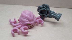 Meal Toy: Octopus (Kinder Surprise, Europe(Kinder - Teenage Mutant ...