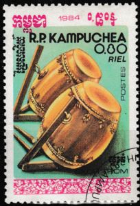 Stamp: Skor thom (Cambodia(Traditional instruments) Mi:KH 608,Sn:KH 528 ...