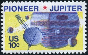 Stamp: "Pioneer 10" Passing Jupiter (United States of America(US ...