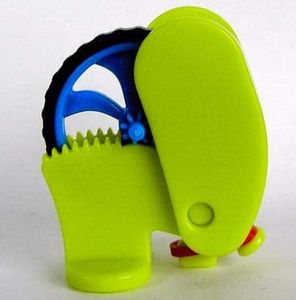 Meal Toy: Blue wheel (Kinder Surprise, Worldwide) (Kinder - Go Move ...