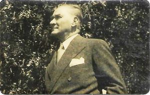 Pocket Calendar: Atatürk (Türkiye (Turkey)(Famous People) Col:TR-1998 ...