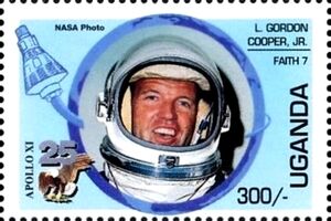 Stamp: L. Gordon Cooper Jr. and Faith 7 (Uganda(25th Anniv. of First ...