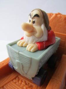 Meal Toy: Grumpy (Fast Food Toys, Netherlands) (Sneeuwwitje en de zeven ...
