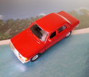 Meal Toy: Mercedes-Benz E-Class (Non-Food, Germany, Democratic Republic ...