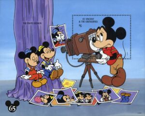 Stamp: Morty, Ferdie and Mickey - The Photo Session (Saint Vincent and ...