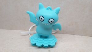 Meal Toy: Ice Bat (Kinder Surprise, Europe) (Joy - Ugly Dolls) Col:VV291