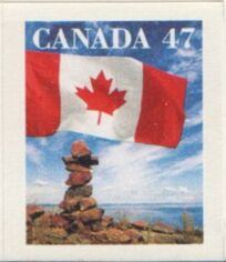 Sello: Canadian Flag and Inuit Cairn (Canadá(Definitives 1989-2005 ...