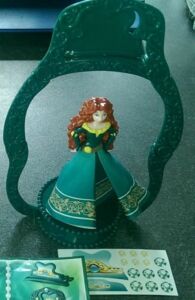 Meal Toy: Merida - frame green (Kinder Surprise, Italy(Maxi - Disney ...