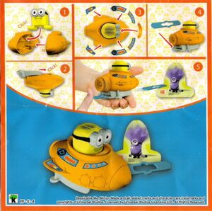 Meal Toy: Minion with submarine (Kinder Surprise, Italy(Maxi ...