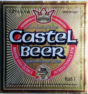 Etiqueta de bebida: Castel Beer (Brasseries du Cameroun, CamerúnCol:CM ...