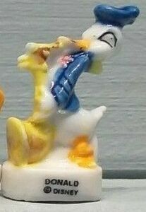 Meal Toy: Donald Duck (Fèves, France(Donald s'amuse) Col:DIS-1997-0006