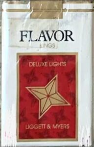 Cigarette Pack: Flavor Deluxe Lights (United States of AmericaCol:US-CT ...