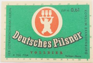 Drink Label: Deutsches Pilsner (VEB Getränkekombinat Berlin, Germany ...