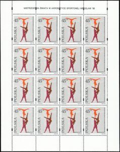 Stamp: Acrobatic static Pyramid - Mini Sheet (PolandPol:PL 3415Ark