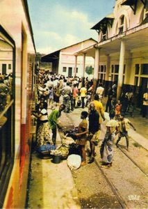 Tarjeta Postal: Congo. Scene of life in the train station (Congo ...