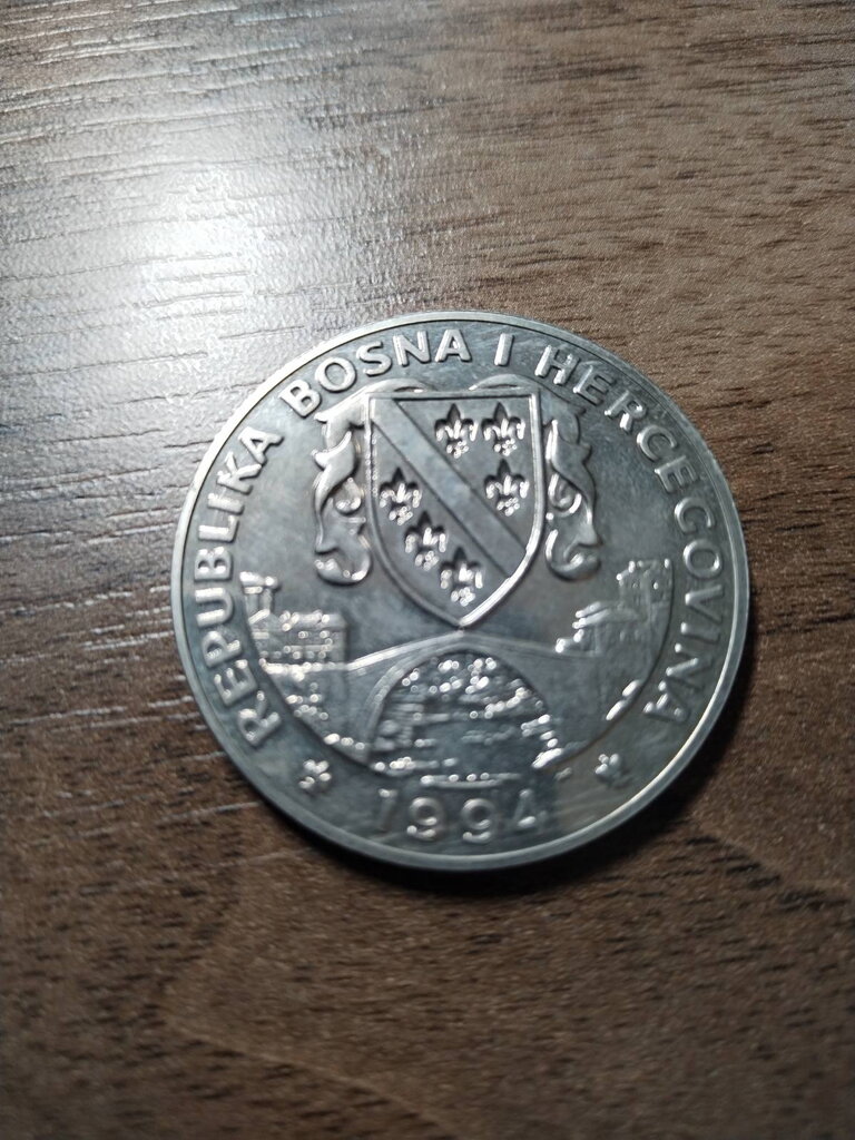 500 Dinara (Preserve Planet Earth Series - River Kingfisher) : US$ 15. ...